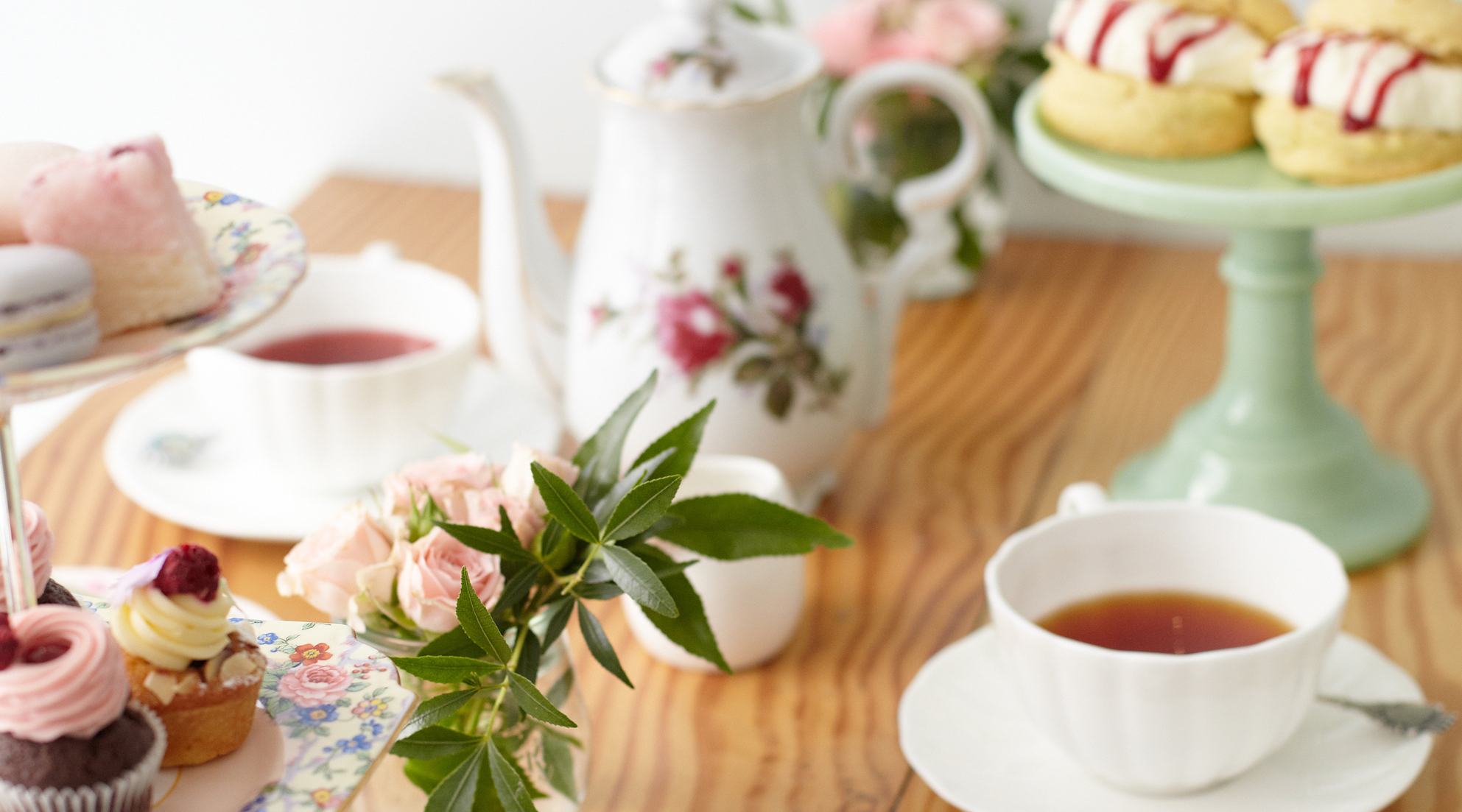 High Tea for Crossdressers & Transgender Women | QueerEvents.ca